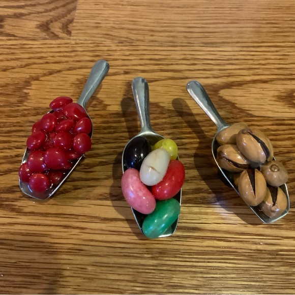 Kitchen | Magnets Jelly Beans Red Hots Pistachios With Scoop Set 3 ...